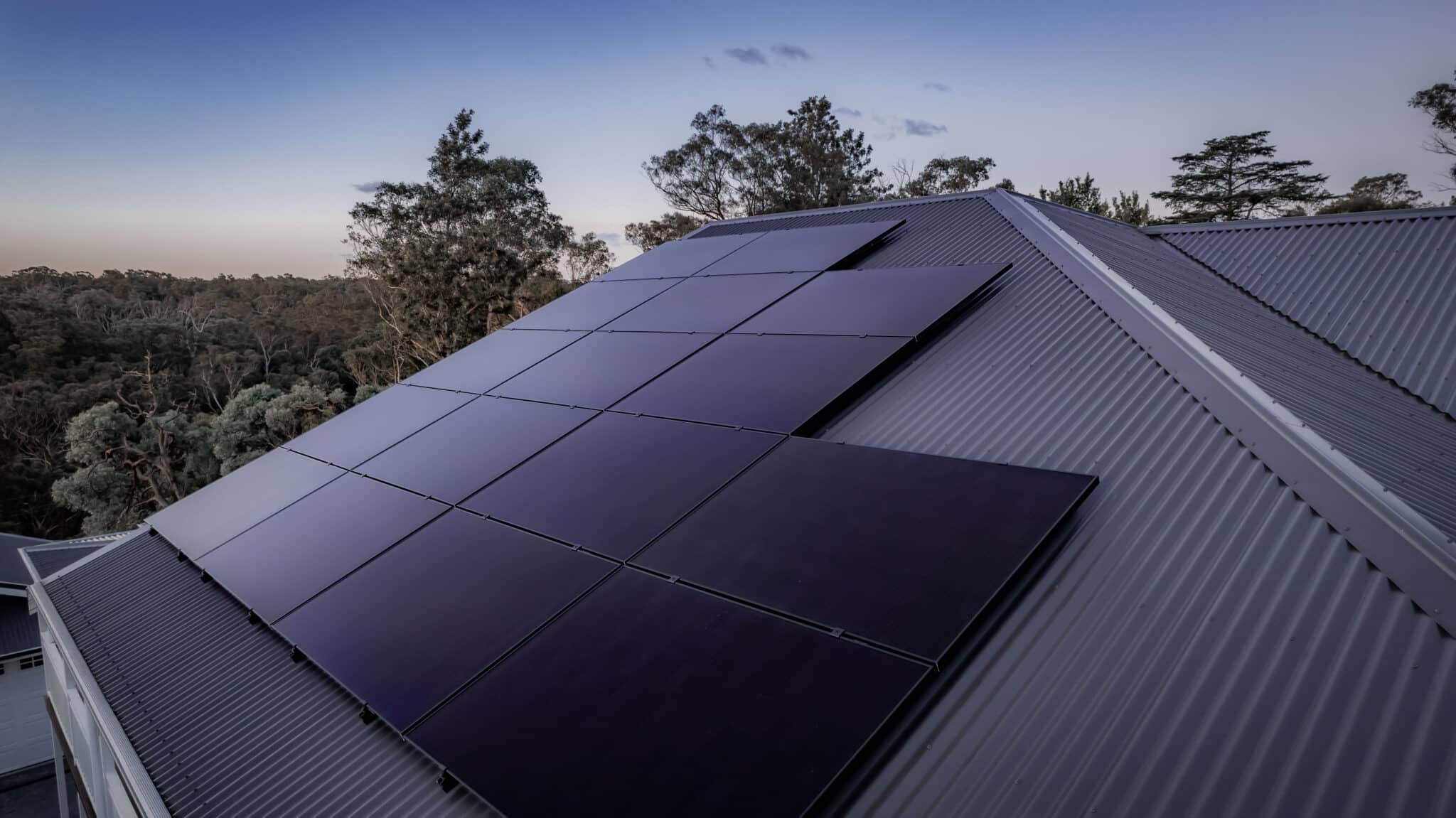 AIKO Neostar All-Black 500W Solar Panels | Penrith Solar Centre